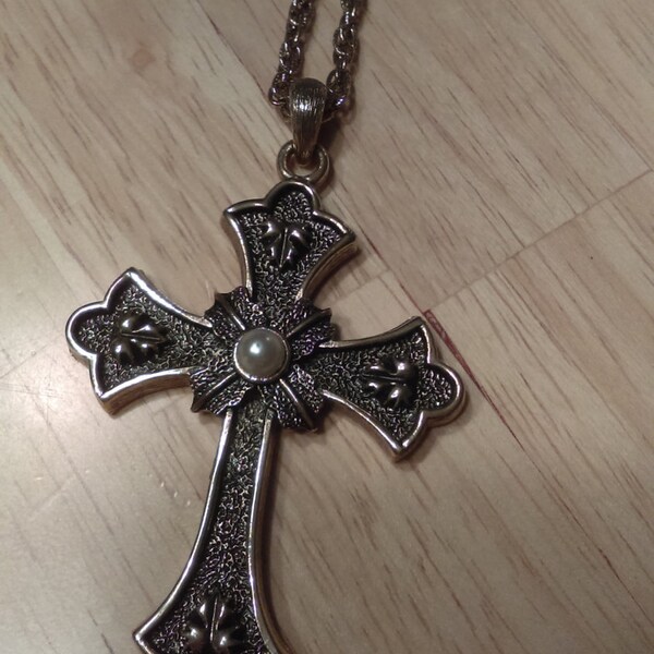 Sarah Coventry Limited Edition Cross - Etsy