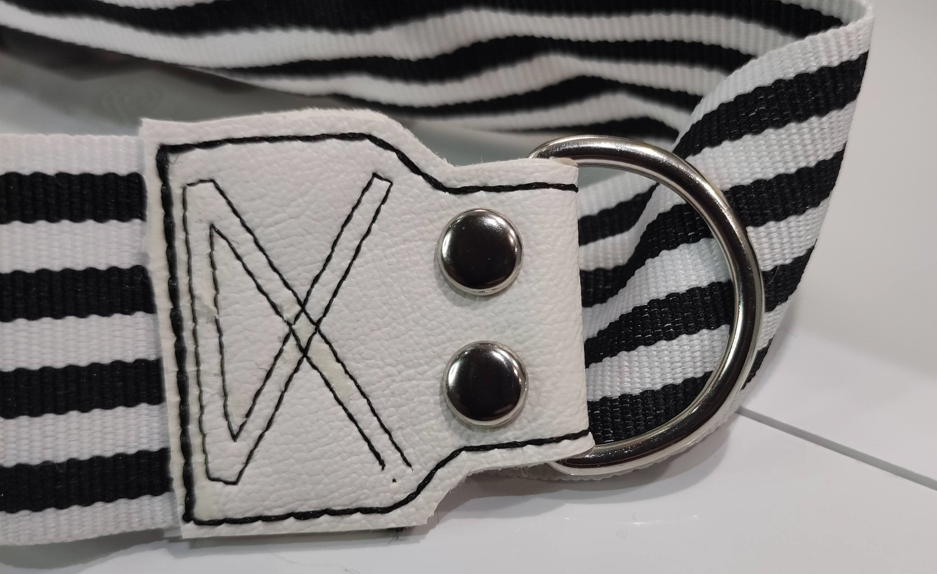 ITH Connector -webbing to D-ring - 2 Sizes -3.5 Cm Webbing to 2.5 Cm D ...