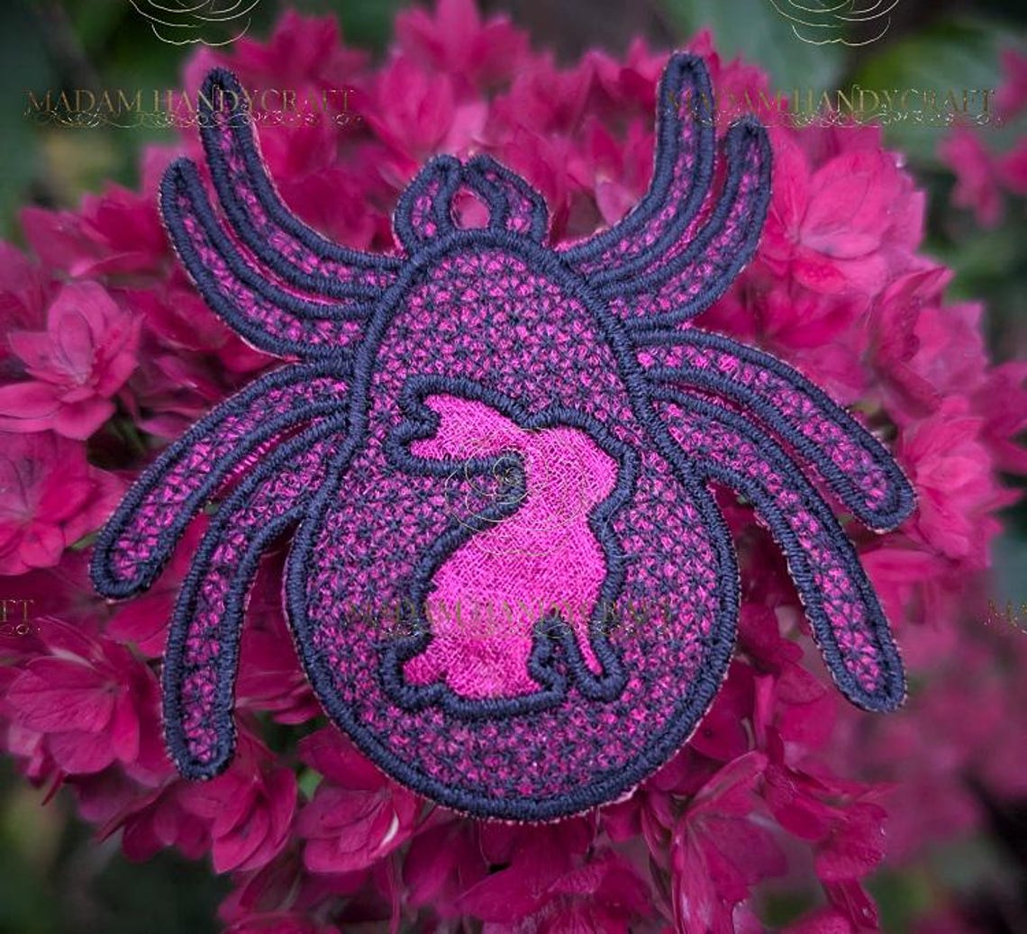 Free Standing Lace FSL Machine Embroidery Ornament Halloween Pet-bunny ...