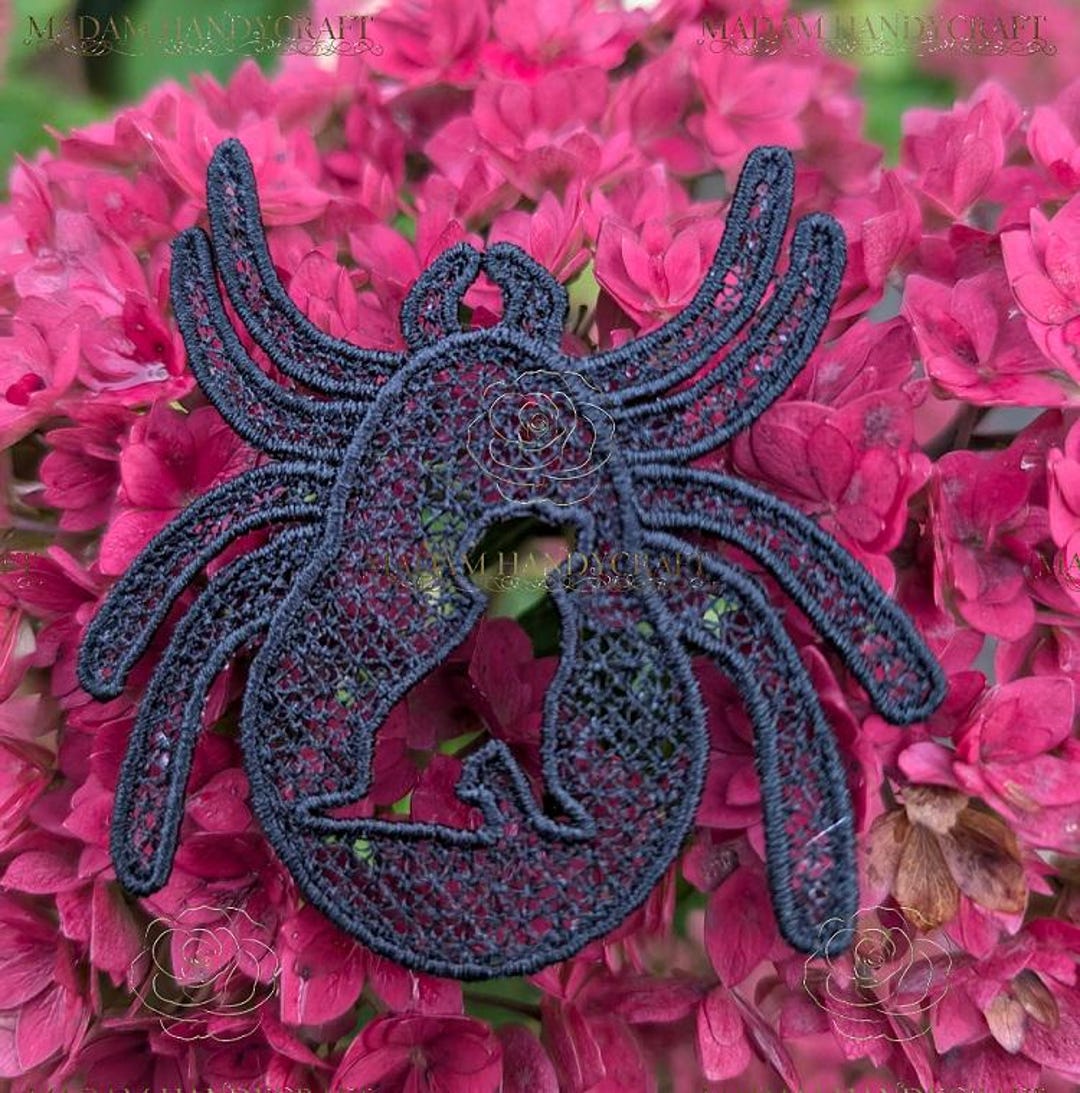Free Standing Lace FSL Machine Embroidery Ornament Halloween Pet-doggy ...
