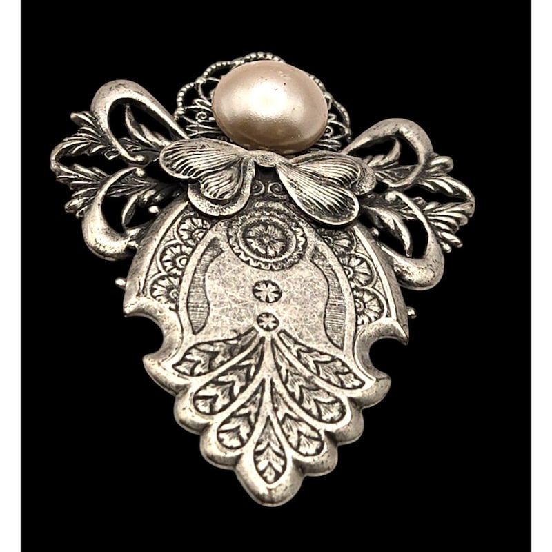 Jane Angel Brooch - Etsy