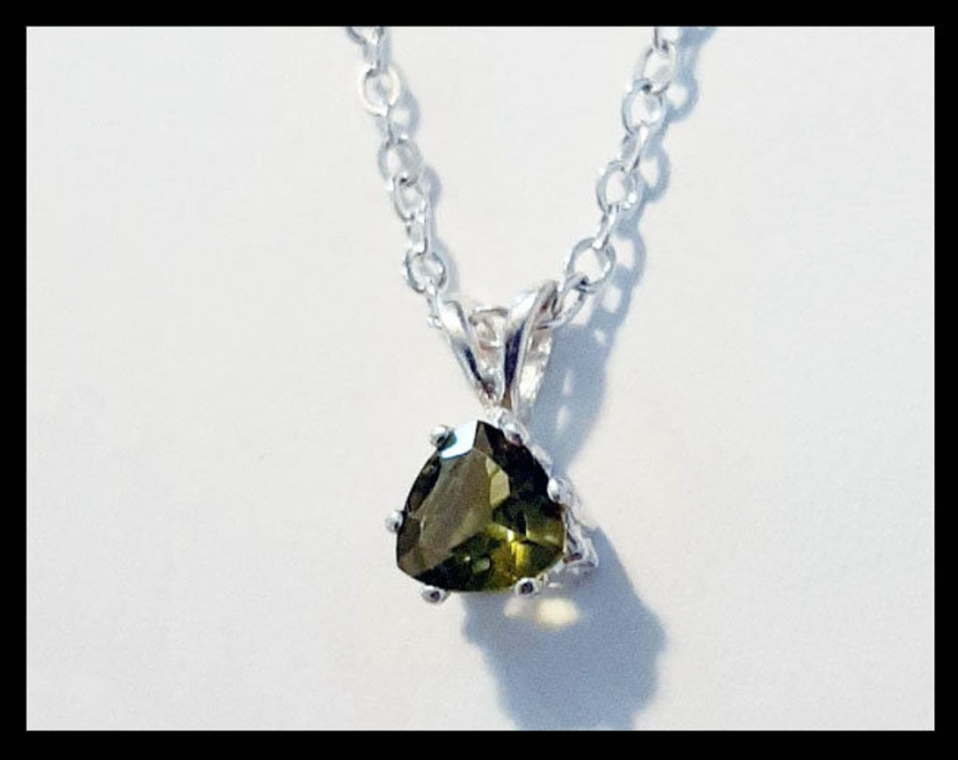 Triangle Shaped 6mm Olive Green Peridot Pendant august - Etsy