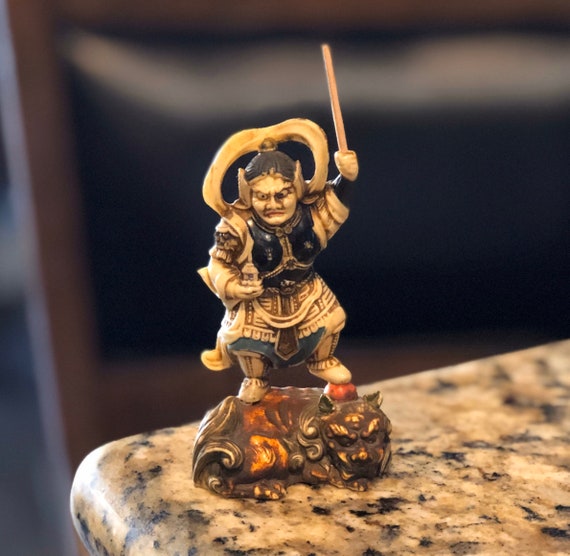 Beautiful Chinese little statue figurines | Etsy