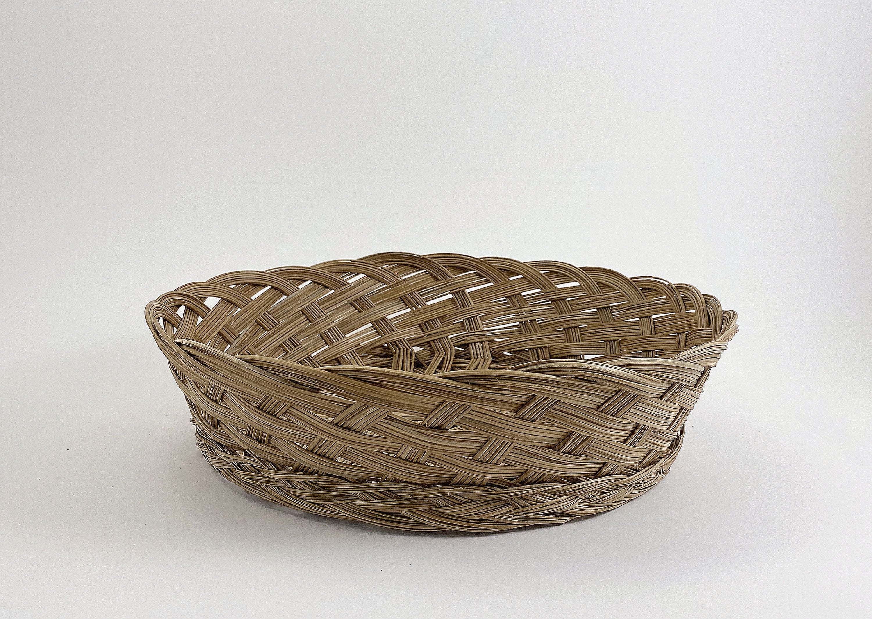 Handwoven Round Coco Midrib Basket – Philippine Bread Floral Table ...