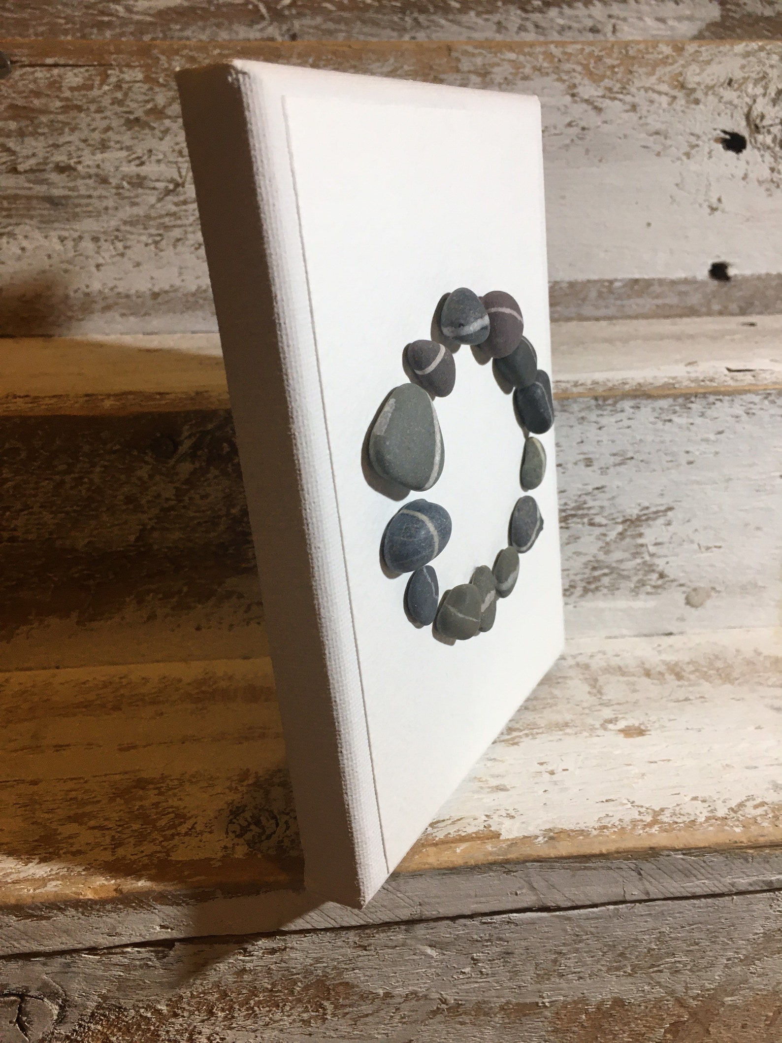 Pebble Circle Art. Pebbles With Lines. Simple Pebble Design. Circle of ...