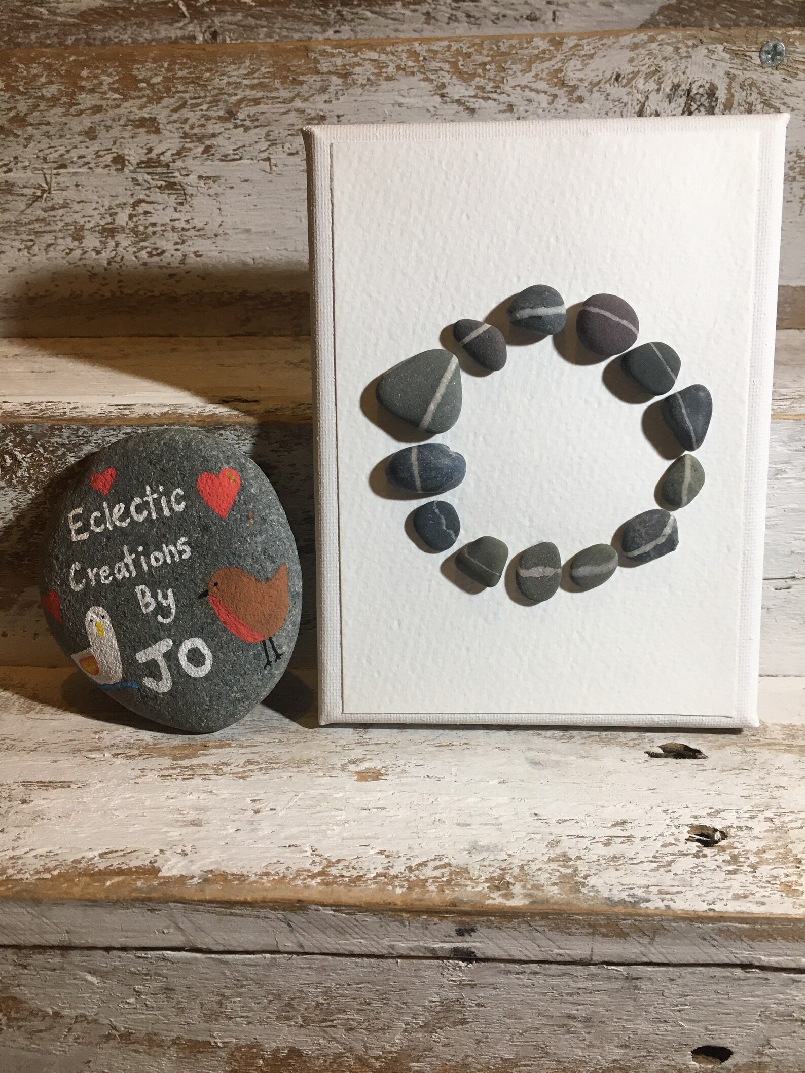 Pebble Circle Art. Pebbles With Lines. Simple Pebble Design. Circle of ...