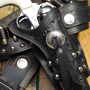 Tombstone Johnny Ringo Old West Leather Cowboy Holster and Belt Rig ...