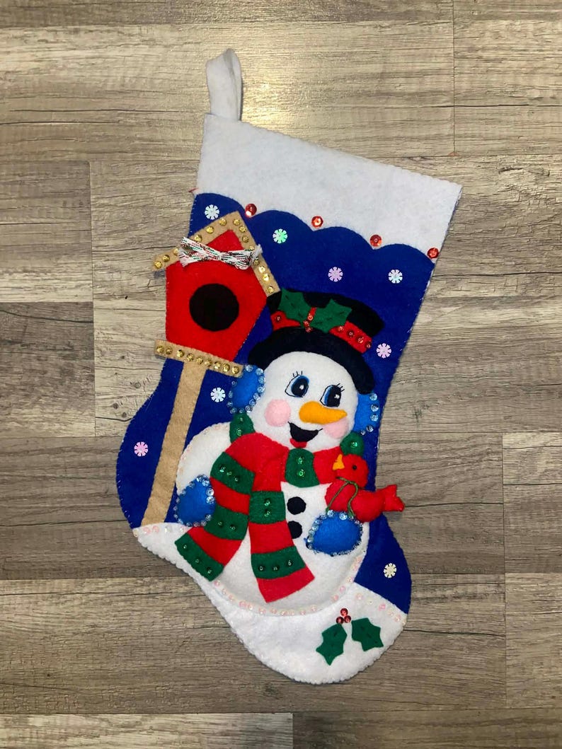 Christmas Stocking: Handmade Design Works Frosty's Birdhouse Family ...