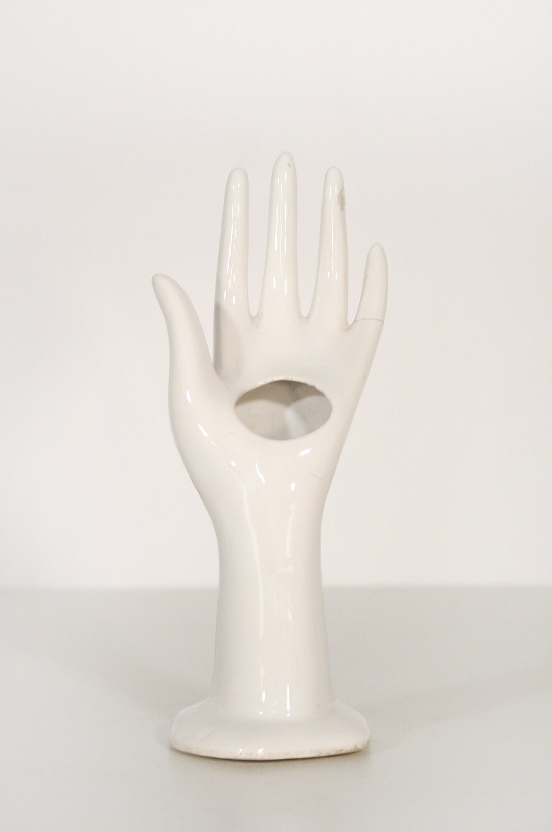 Vintage Glossy White Sculptural Postmodern Feminine Hand Ring Display ...