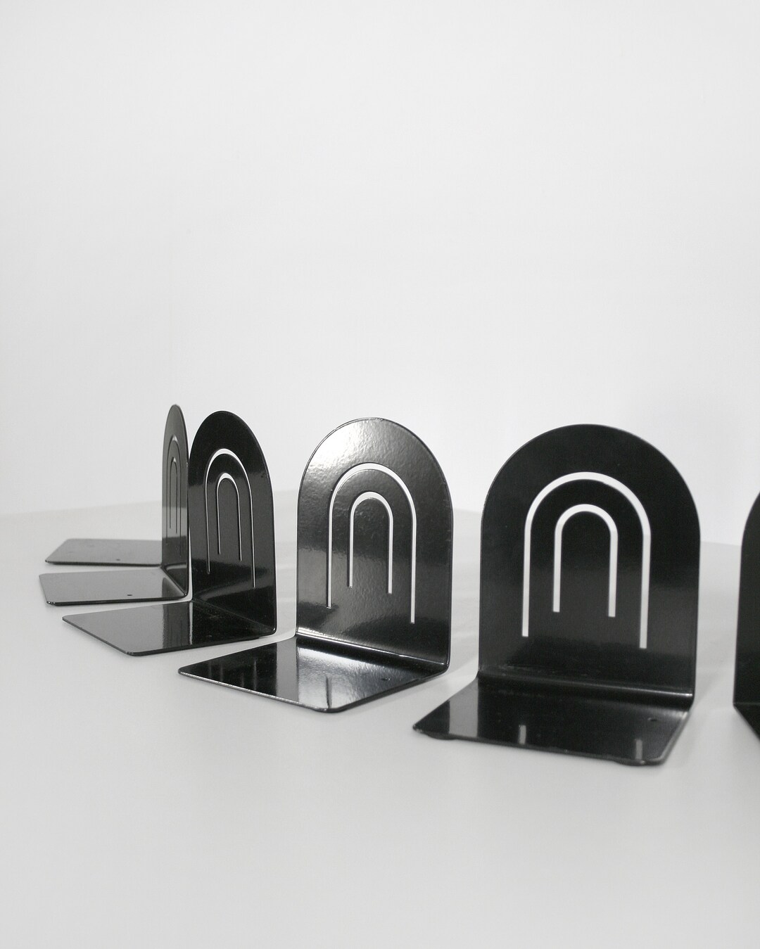 Set of 6 Black Vintage Spectrum Designs Metal Arch Sheet Bookends Retro ...