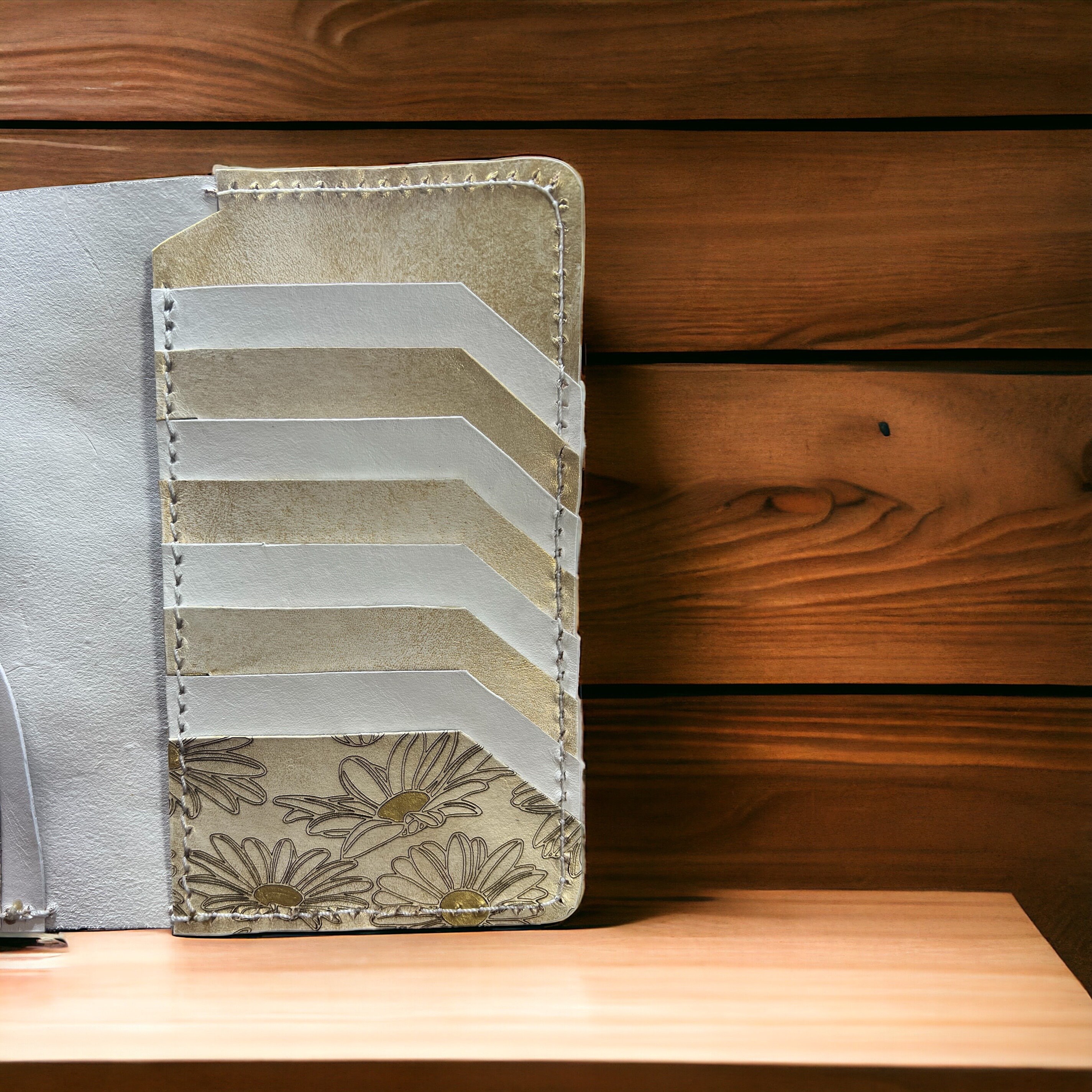 White and Gold Daisy Large Bifold Leather Wallet - Etsy