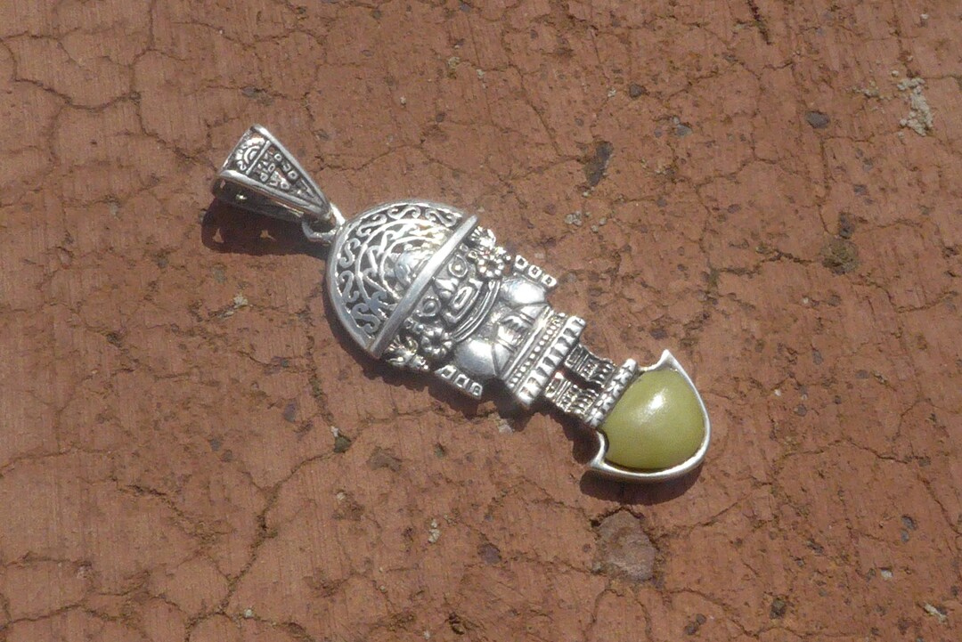 Healing God Tumi With Serpentine ( Machu Picchu) Stone - Etsy