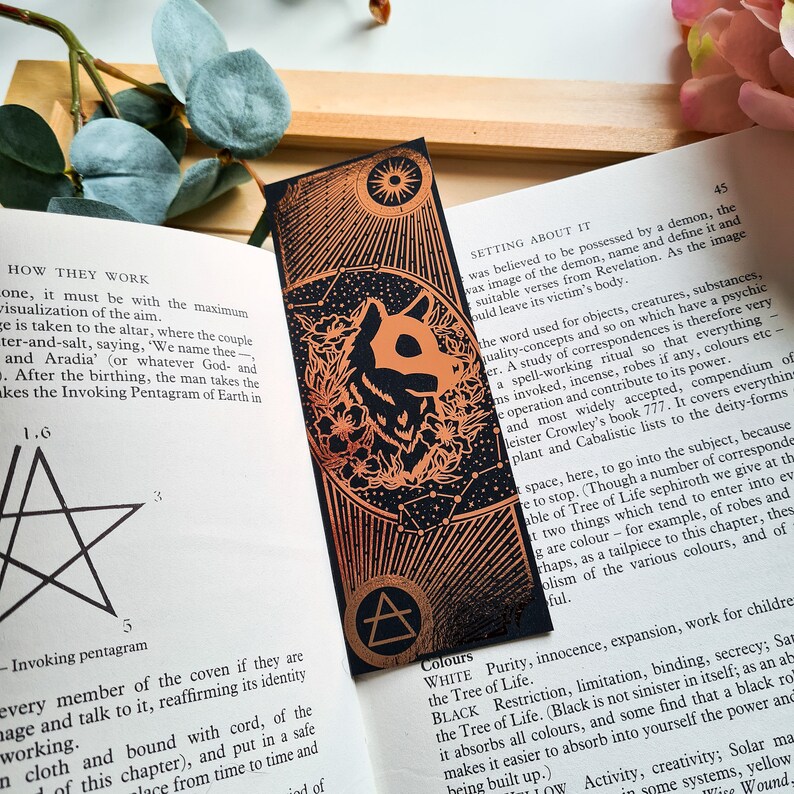 Wolf Rose Gold Bookmark Wolf Skull Gold Foil Bookmark Witchy | Etsy