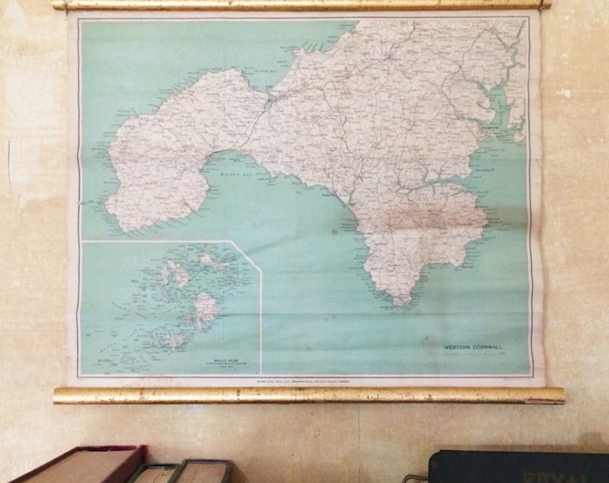 FOR GINGER Map Wall Map Pull Down Map Roll up Map World Map Hanging Map of England Scottland ...