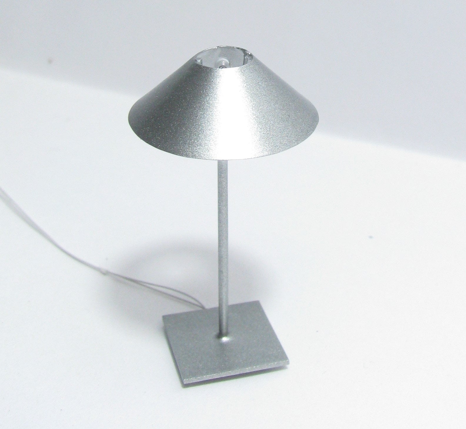 Desk Lamp 01 (1/12 Miniature) - Etsy