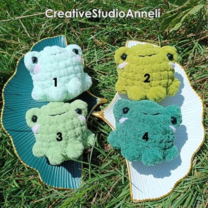 Crochet Mini Frog Plushie/ Amigurumi Frog/ Animal Plushies/ Pocket ...
