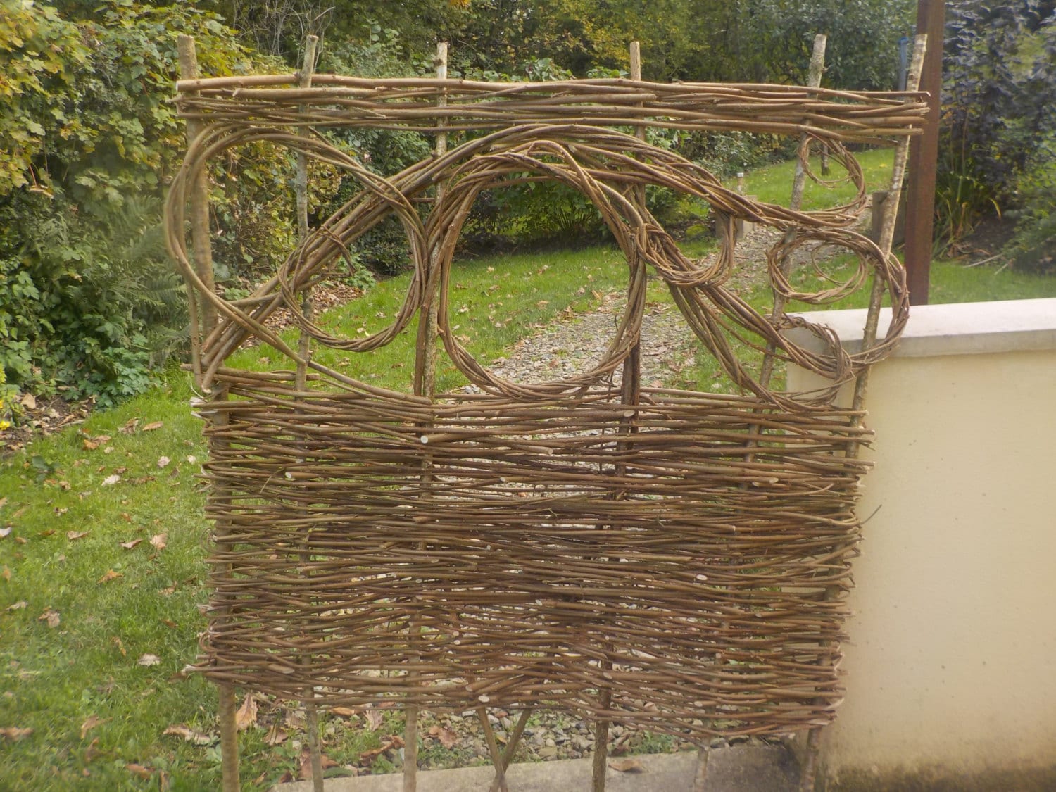 Natural Woven Panel, Designer, Traditional Wattle Hurdle, Fencing ...