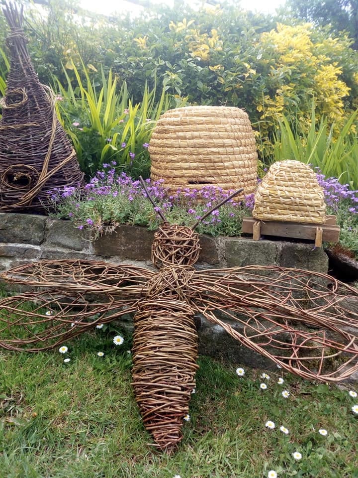 Willow woven sculptures any animal creatures birds custom | Etsy