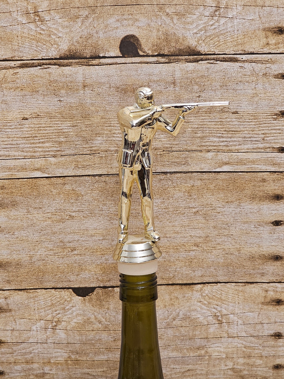 Hunting Rifle Shooter Wine Stopper, Pistol Shooter Trophy Wine Stopper ...