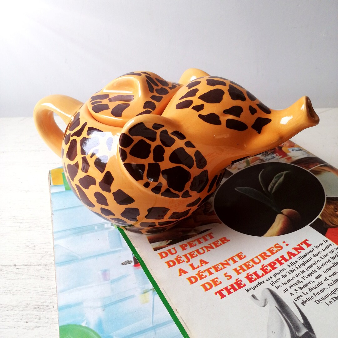 Elephant Teapot, Yellow Giraffe Pattern Teapot, Vintage Advertising ...
