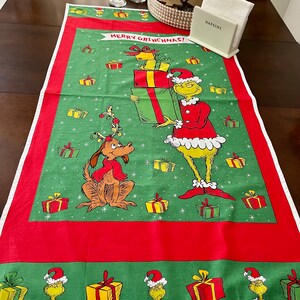 Christmas Table Runner in the Grinch Cotton Print - Etsy