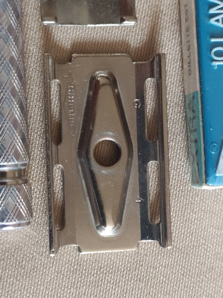 Vintage 1961 Gillette Tech Aluminium Handle Safety Razor G 4 - Etsy