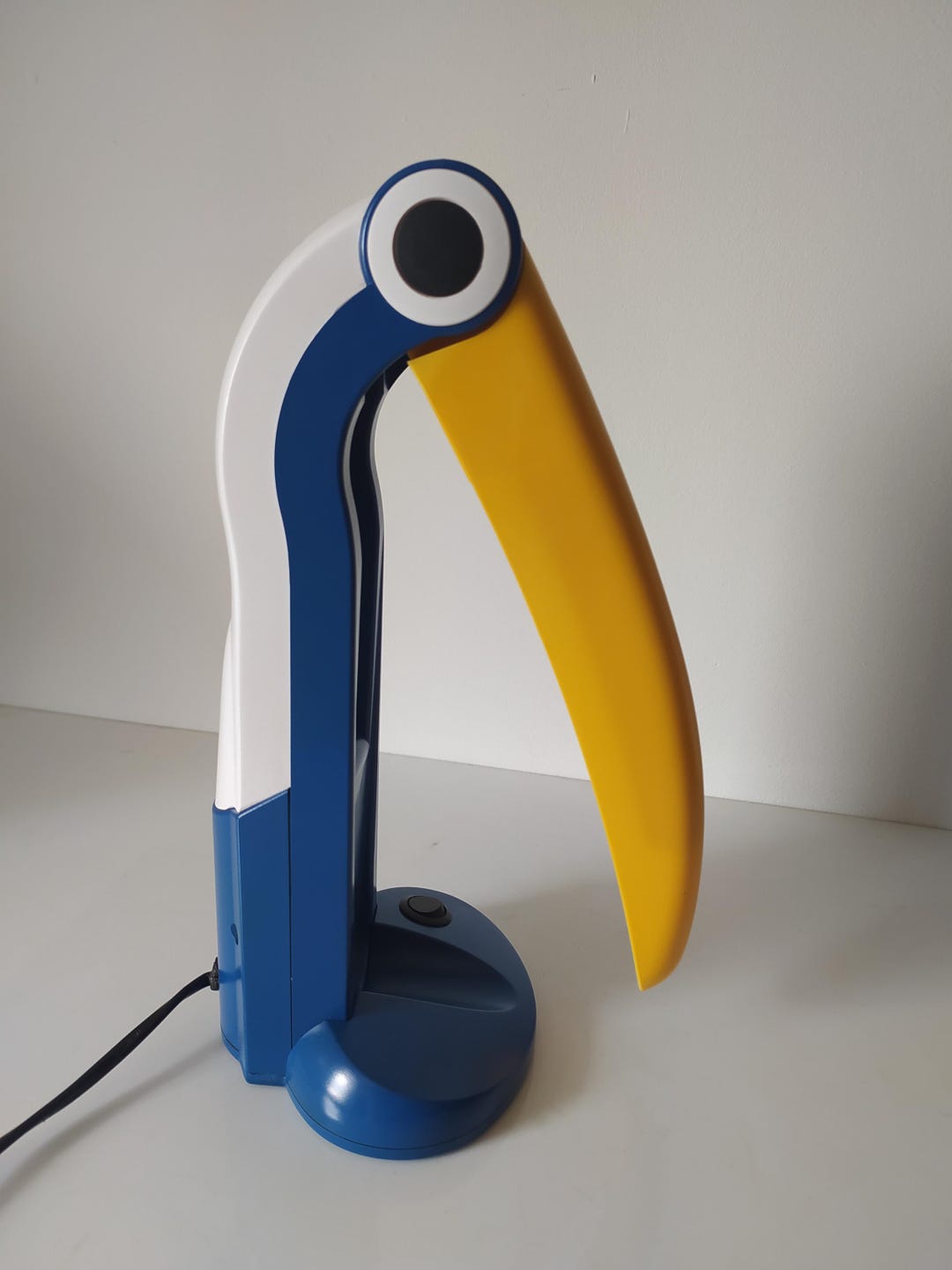 Vintage 1980s Toucan Desk Lamp - Etsy