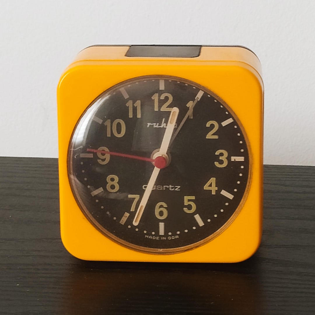 Vintage 1970s RUHLA Orange Desk Clock – Mid Century East Germany - Etsy