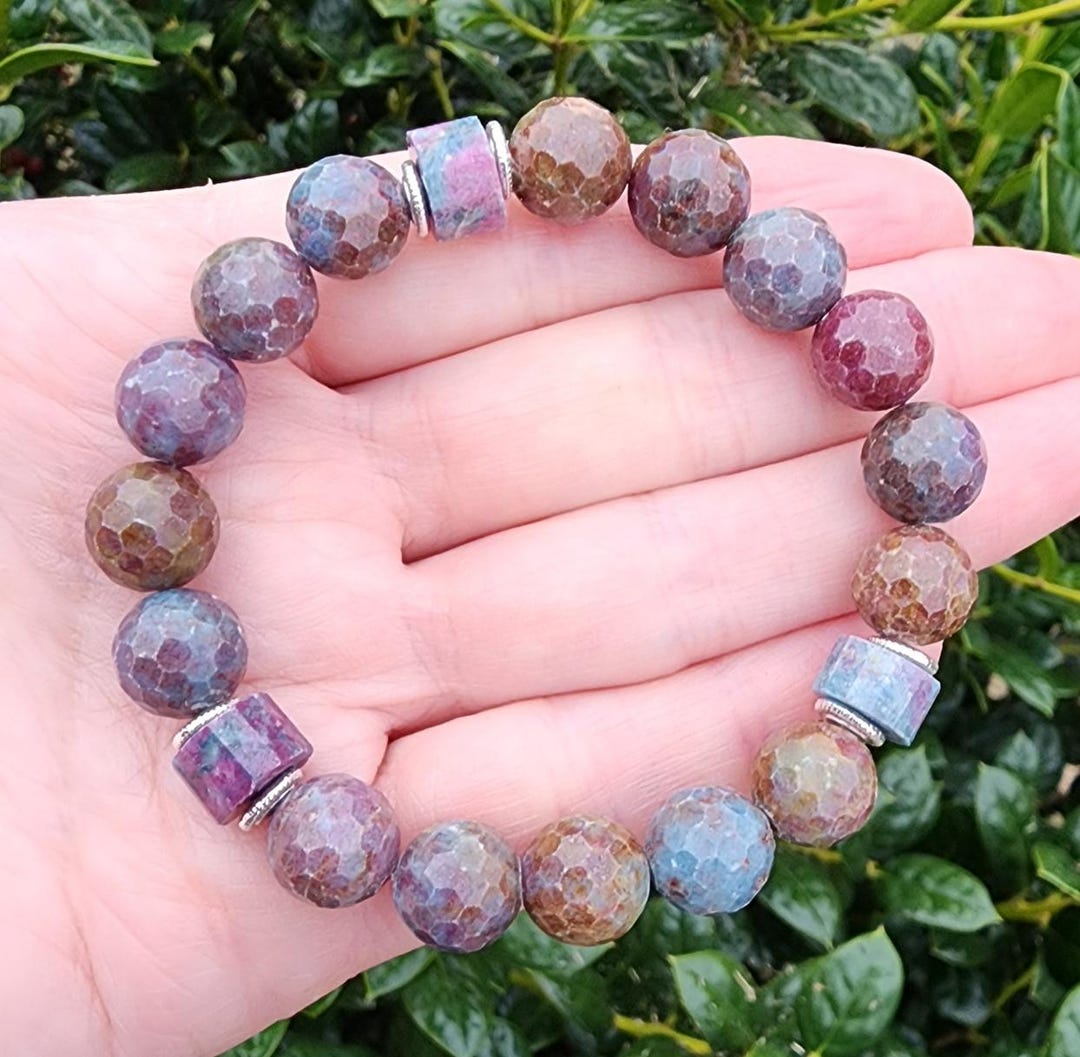 Ruby Corundum Gemstone Bracelet, Ruby in Kyanite, 10mm Gemstone ...