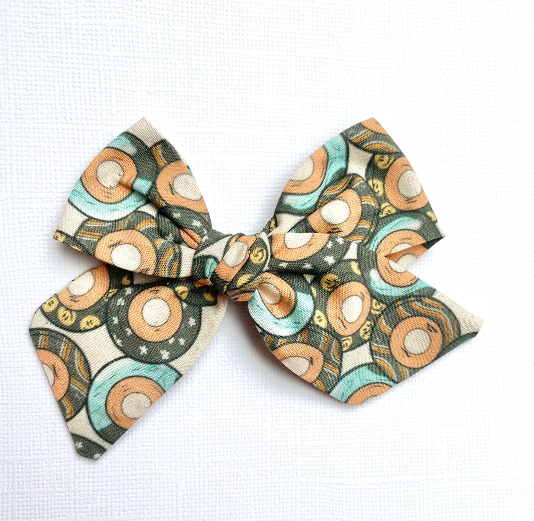 Vinyl Record Bow 20 Styles Schoolgirl Bow Tuxedo Bow - Etsy