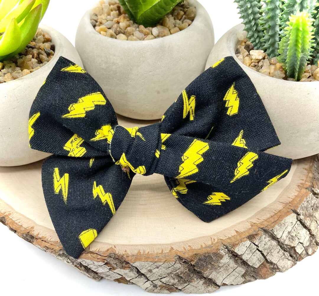 Lightning Bolt Bow 20 Styles Superhero Party Favor, Comic Book Bow ...