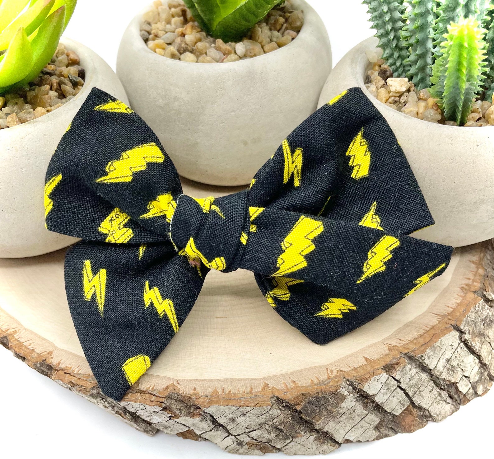 Lightning Bolt Bow 20 Styles Superhero Party Favor Comic | Etsy