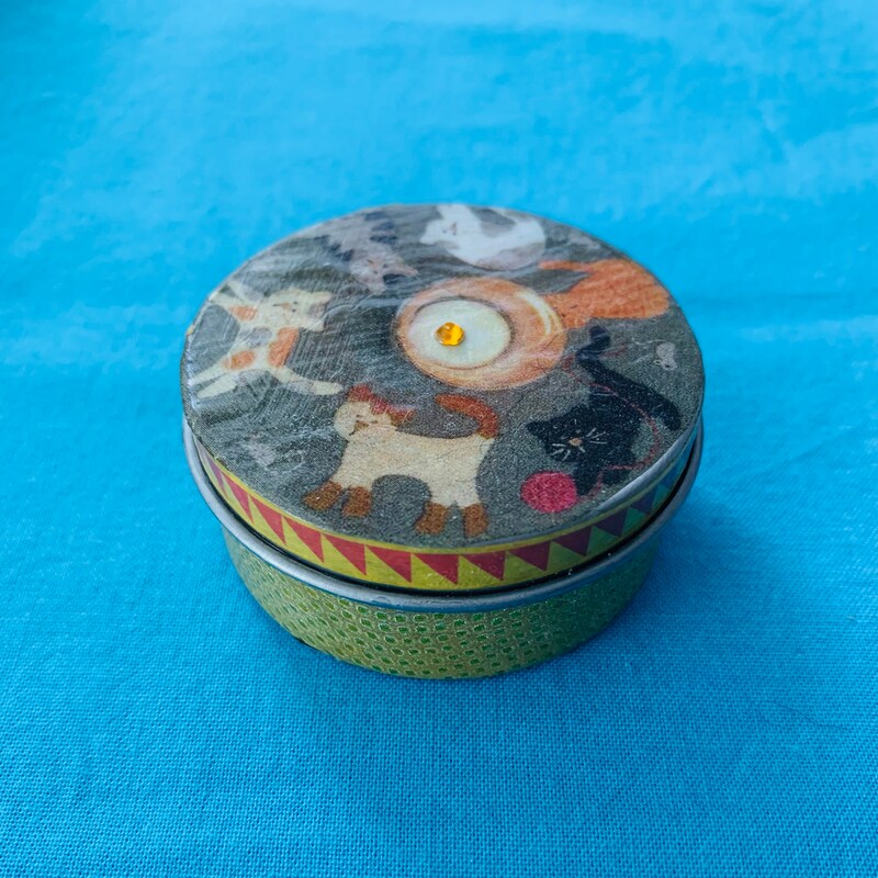 Cat Tin - Etsy