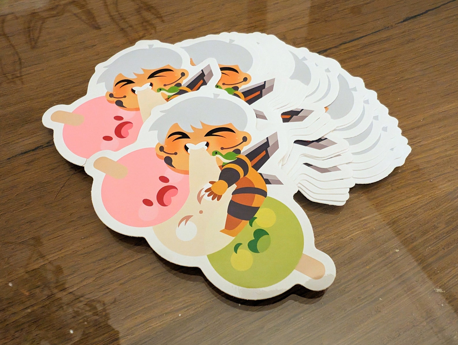 Apex Smol Legends Wattson Wraith Valkyrie Pathfinder Nessie Gloss Vinyl ...