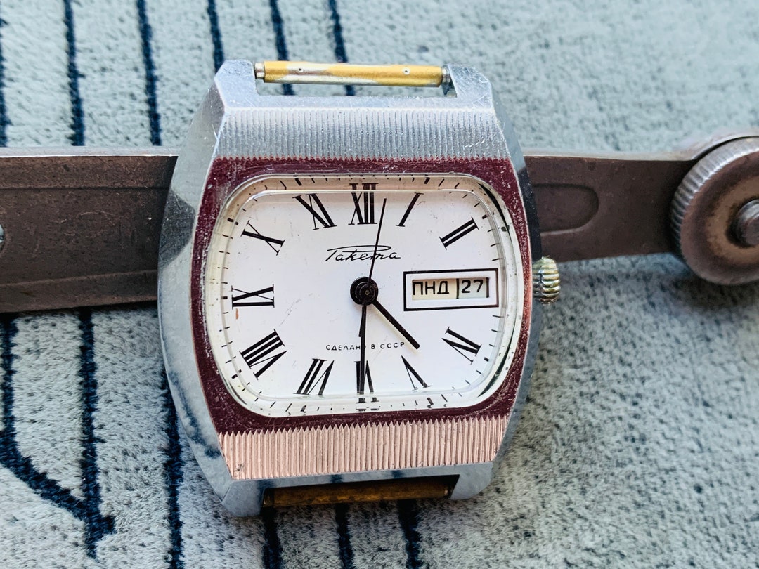 Reloj vintage Raketa Baker de la URSS: caja de tanque para hombre ...