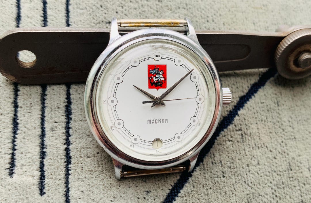 Poljot Moscow Watch: 17 Jewels, Manual Wind, Saint George, 1993 - Etsy