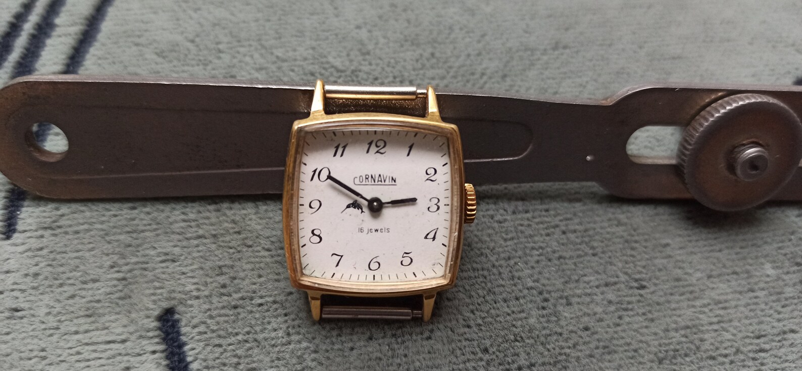 Ladies watch Cornavin 16 jewels 22k plated manual winding made | Etsy