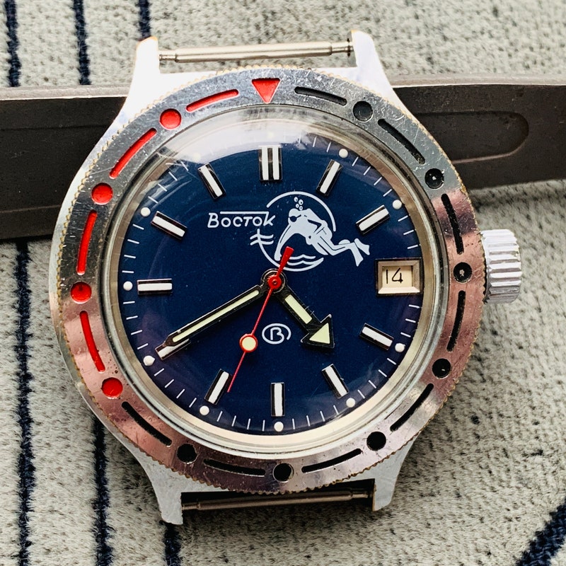 Vintage Bubble Watch - Etsy