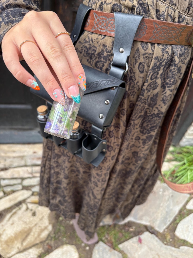 Alchemist Belt Pouch: Faux Leather Potion Vial Holder for Ren Faire ...