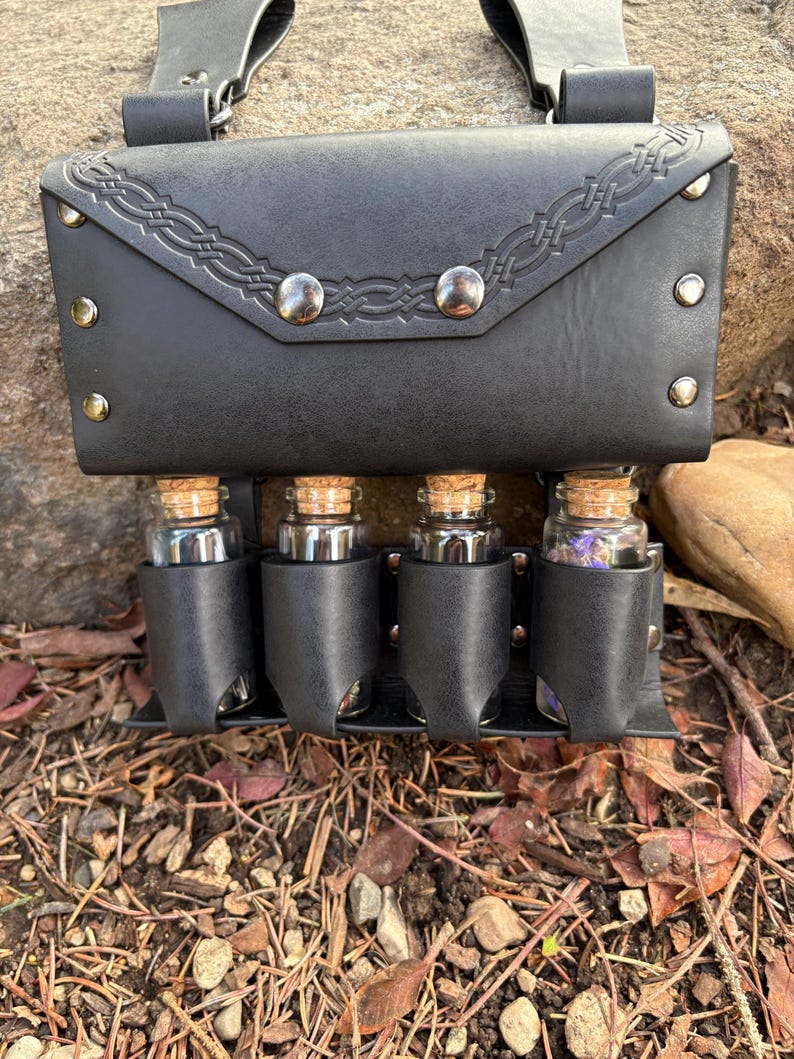 Alchemist Belt Pouch: Faux Leather Potion Vial Holder for Ren Faire ...