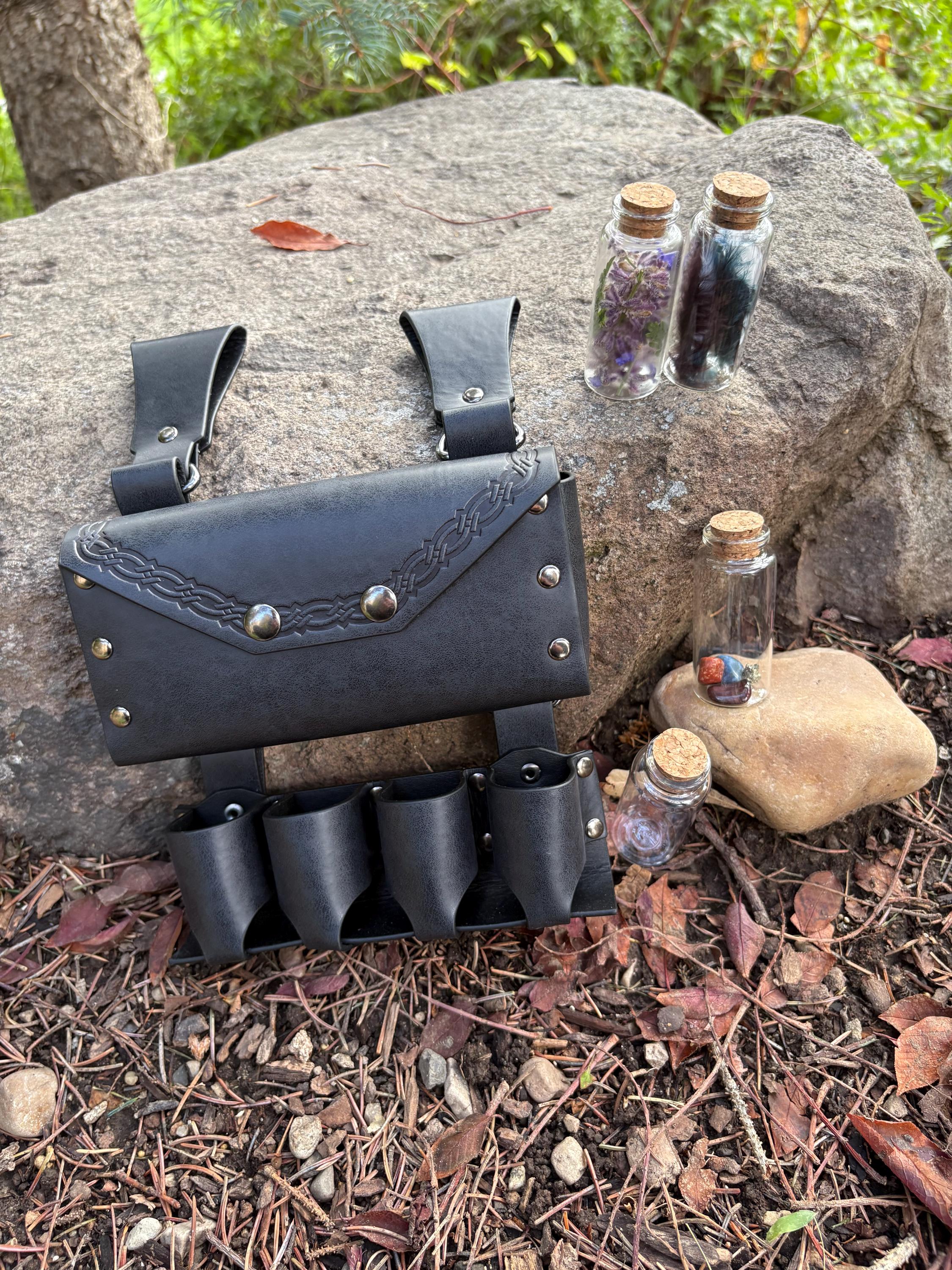 Alchemist Belt Pouch: Faux Leather Potion Vial Holder for Ren Faire ...