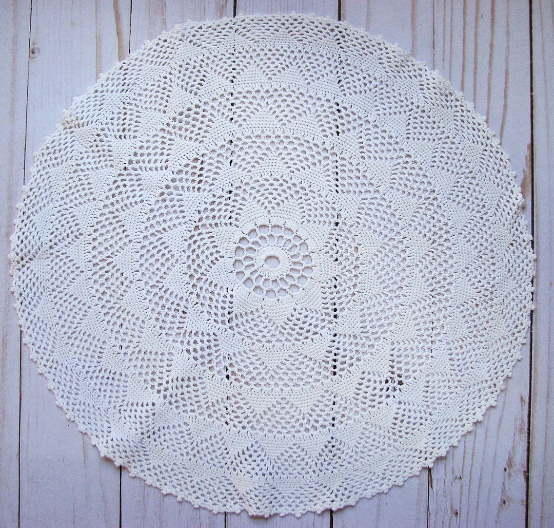 Intricate Vintage 1920's Round Starburst Design White Doily 12 ...