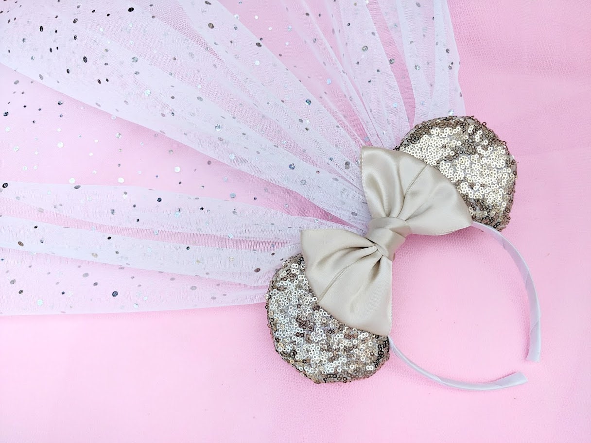 Design Your Own Bridal Minnie Veil Sequin Minnie Mouse Ears - Etsy