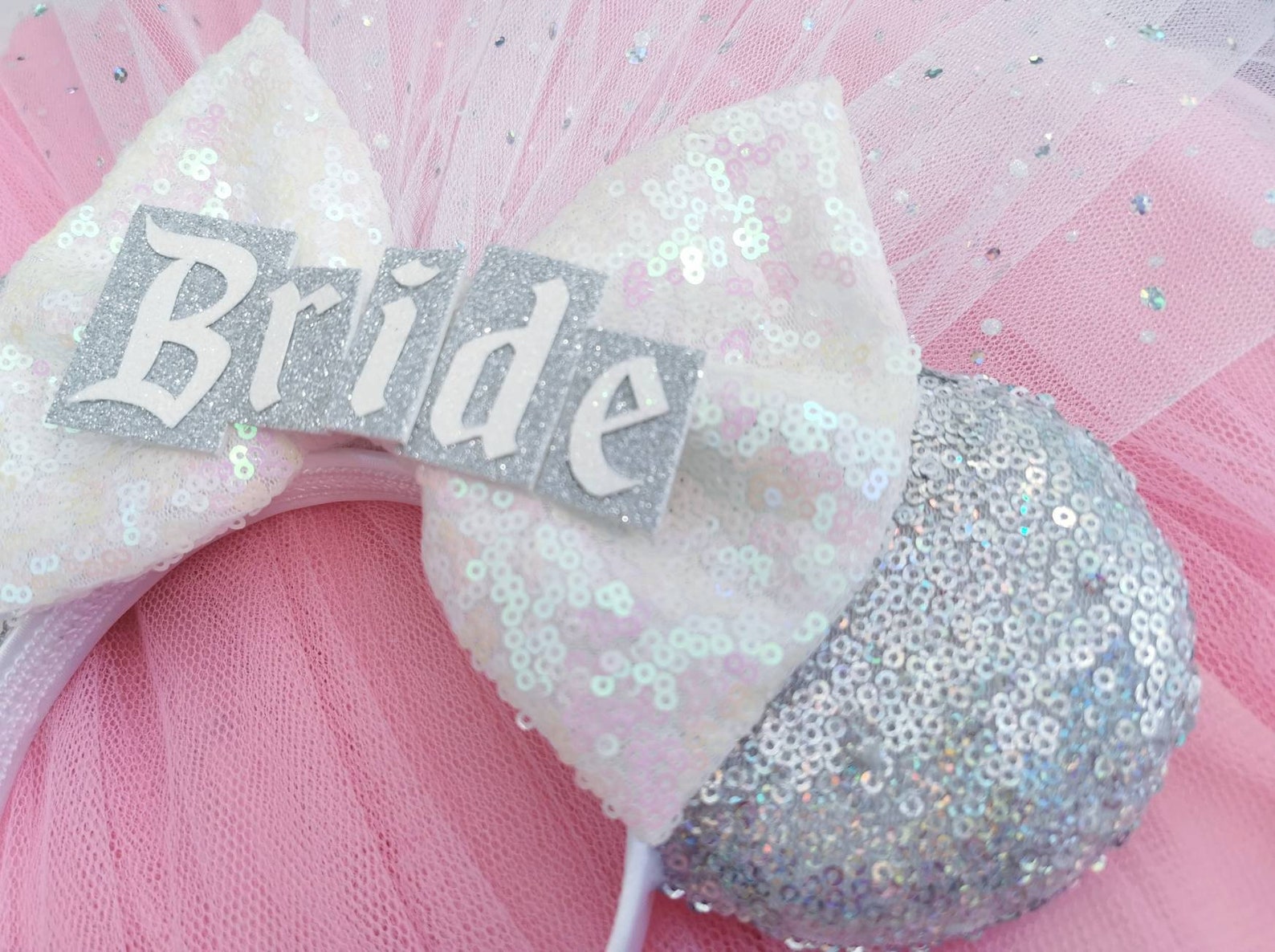Design Your Own Bridal Minnie Veil - Sequin Minnie Mouse Bridal Ears ...