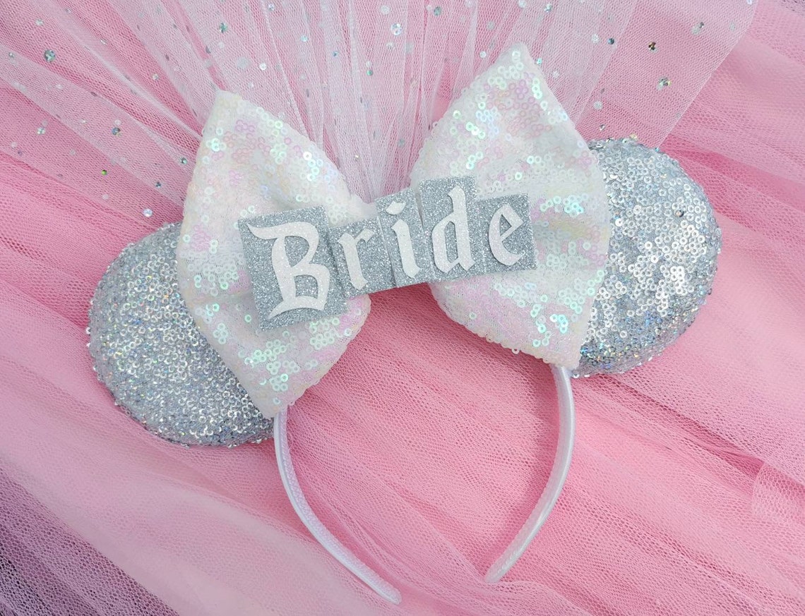 Design Your Own Bridal Minnie Veil Sequin Minnie Mouse - Etsy