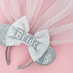 Design Your Own Bridal Minnie Veil - Sequin Minnie Mouse Bridal Ears ...