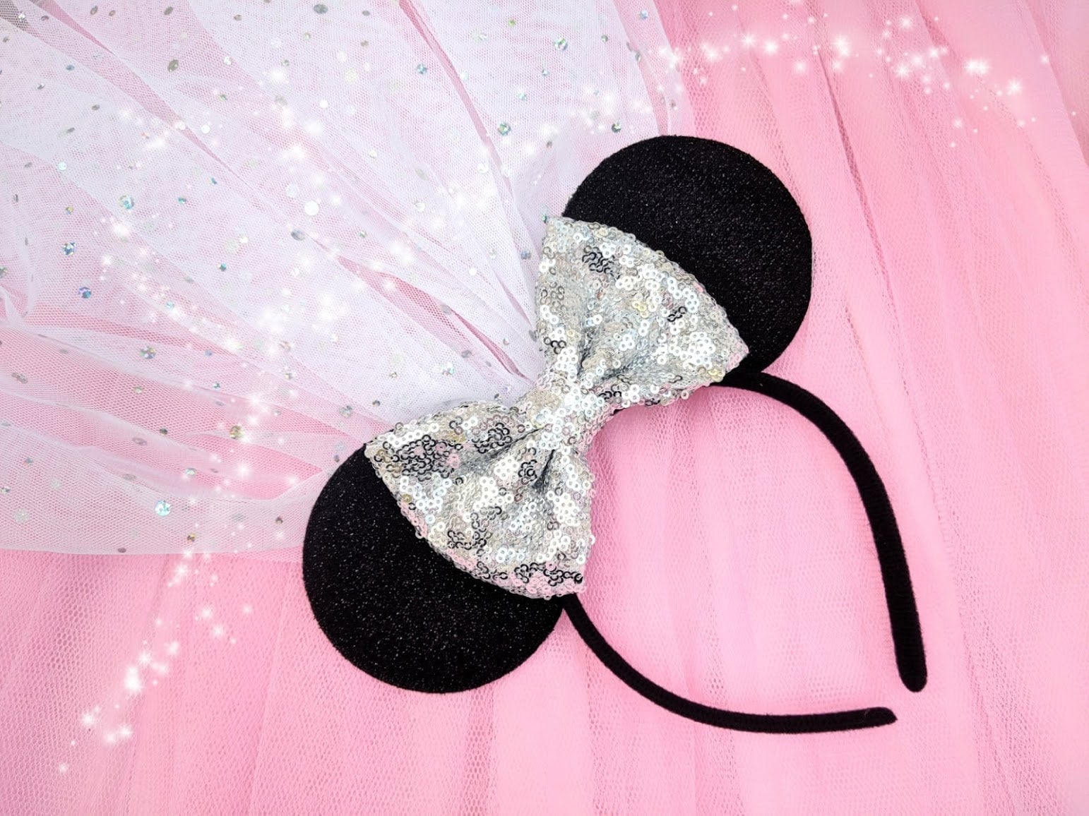 Design Your Own Bridal Minnie Veil - Sequin Minnie Mouse Bridal Ears ...