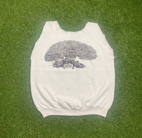 Vintage The Family Tree of British Rock Crewneck Swea… - Gem