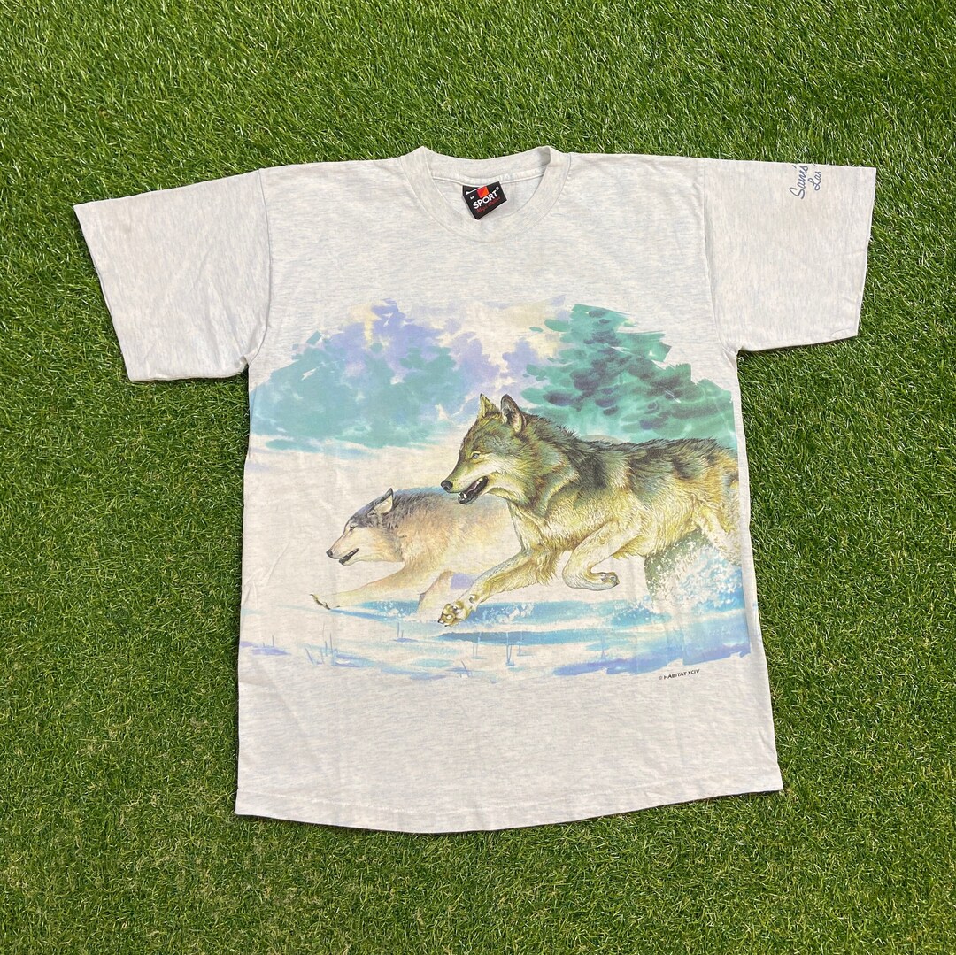 Vintage Wolves T Shirt Tee Made USA Size Medium M Wolf Pack Wolf Spirit ...