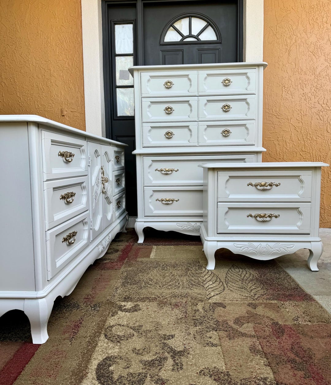 Beautiful 4 Pc French Country Bedroom Dresser Set/dresser, Chest of ...